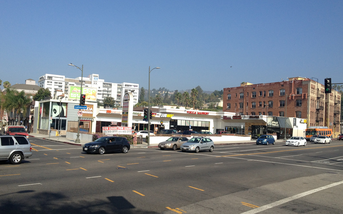 CAHUENGA & YUCCA CENTER